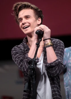 Joe Sugg | Shaun the Sheep Wiki | Fandom