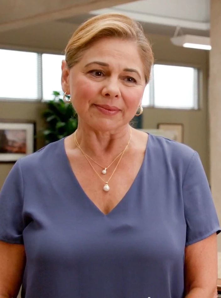 Mrs. Hernandez Season One/Gallery | Crazy Ex-Girlfriend Wiki | Fandom