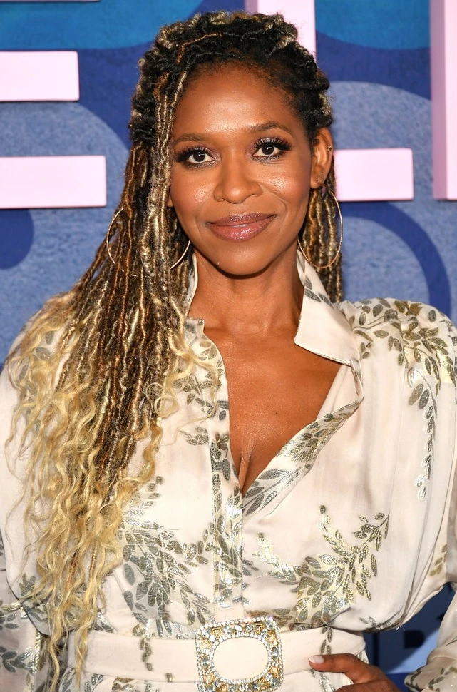 Merrin Dungey | Shining Vale Wiki | Fandom