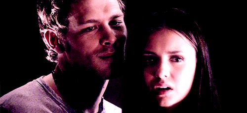 Nina Dobrev And Joseph Morgan Manip