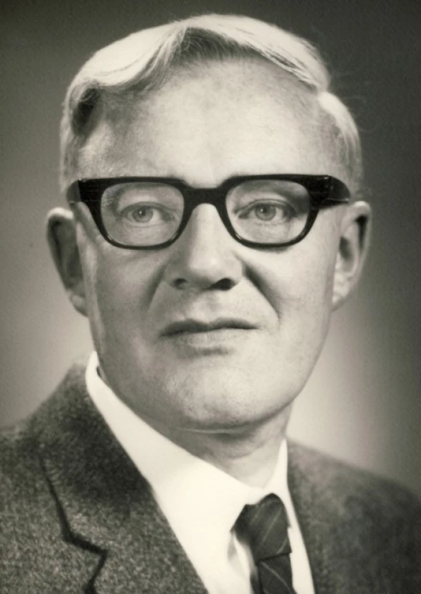 Bill Tutte. 1917- 2002 | Shipsandthings Wiki | Fandom