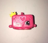 Princess Purse | Shopkins Wiki | Fandom