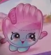 Bailey Baseball Glove | Shopkins Characters Wiki | Fandom