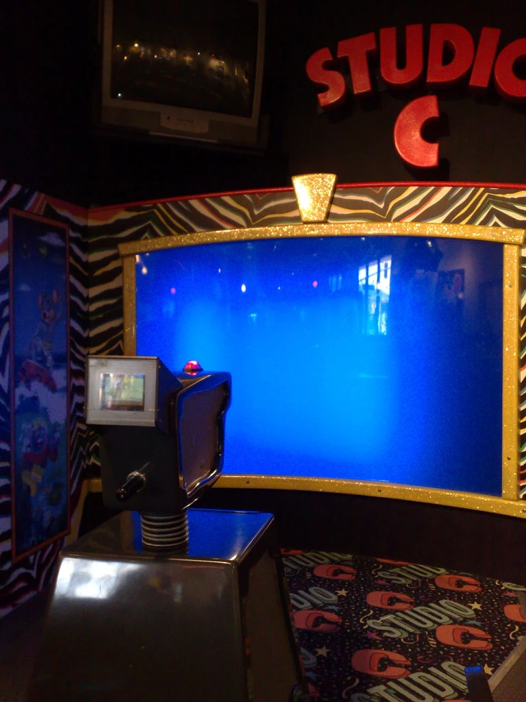 Blue Screen | ShowBiz Pizza Wiki | Fandom