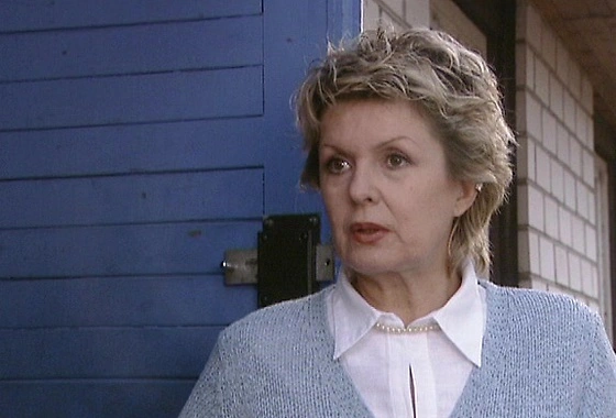 Couch Surfing | Shrek i Osioł Wiki | Fandom