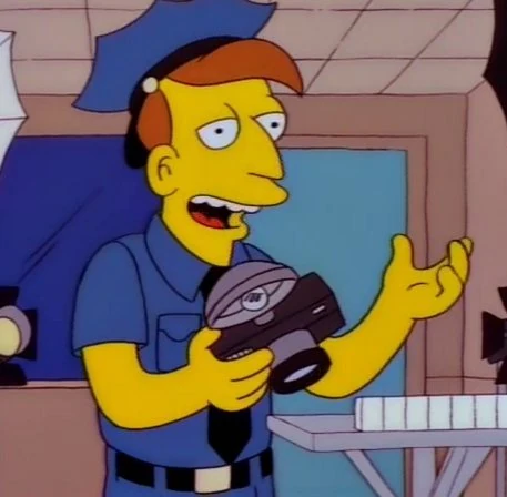 Policial fotógrafo | Wikisimpsons | Fandom