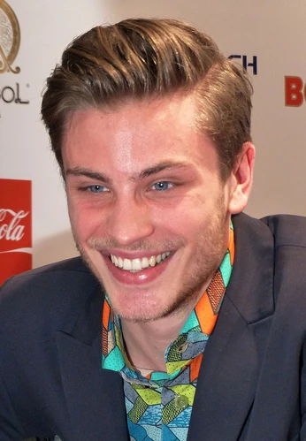 Jannik Schümann | Sisi Wiki | Fandom