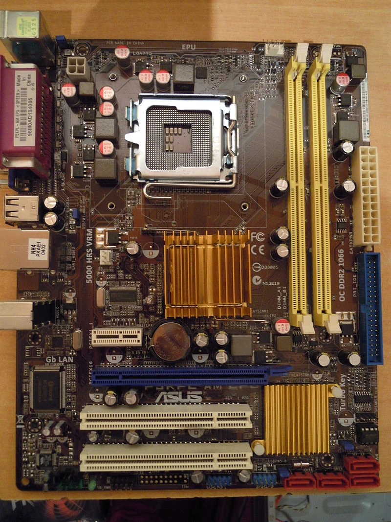 Placa base | Sistemas informaticos Wiki | Fandom