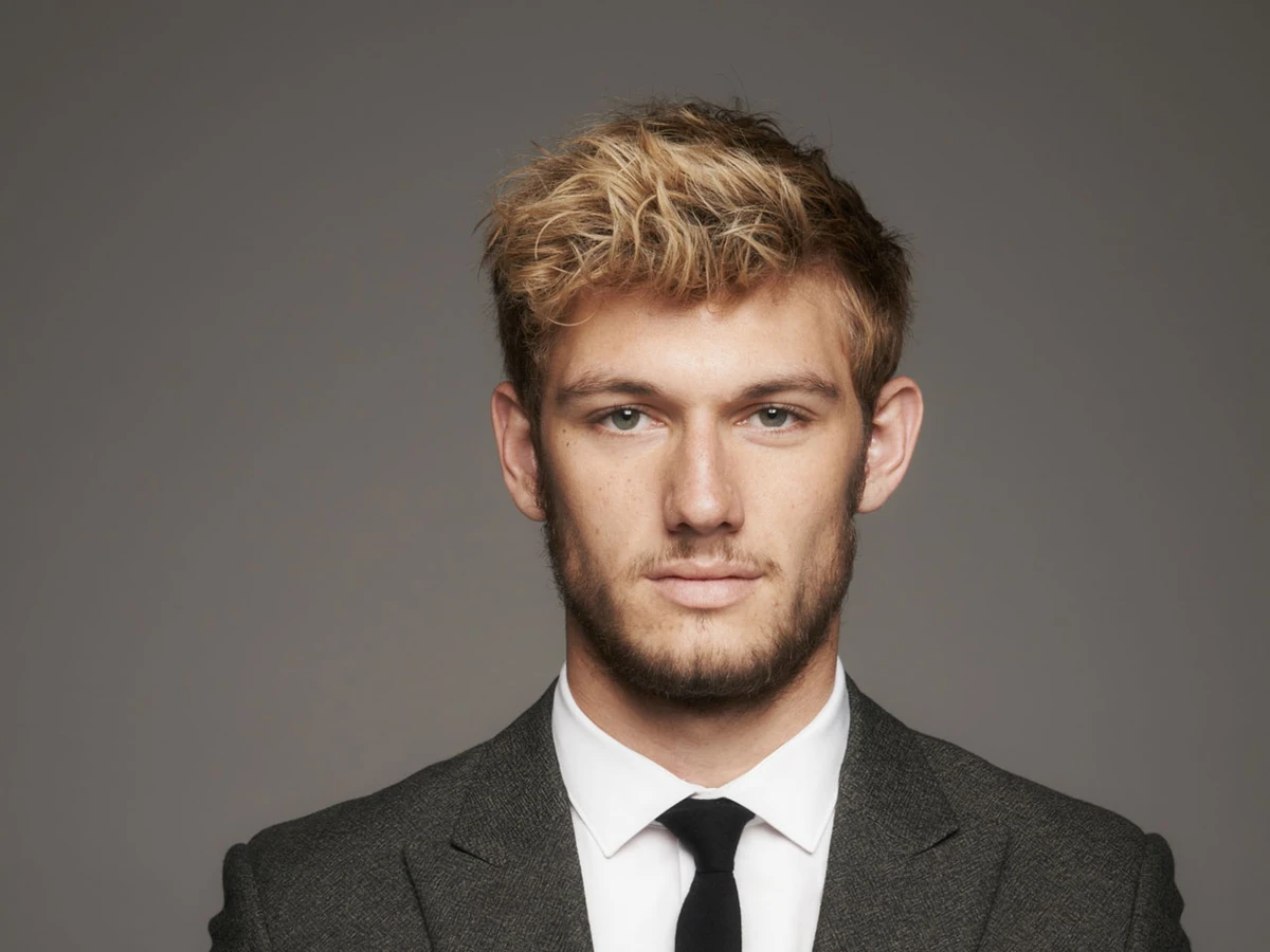Alex Pettyfer | Sister of Mal Wiki | Fandom