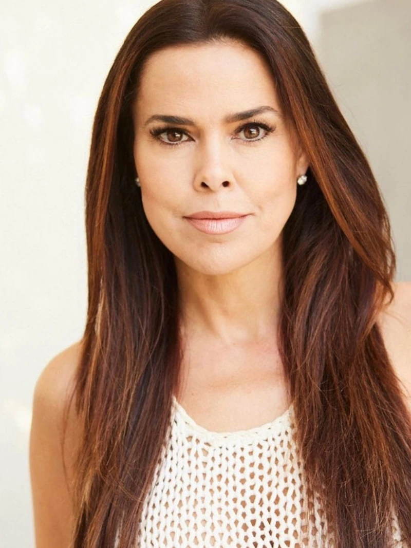 Rachel Dennis | Sisters First Wiki | Fandom