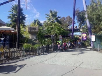 Medusa (Six Flags Discovery Kingdom) | Six Flags Wiki | Fandom