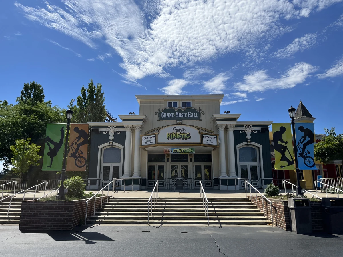 Grand Music Hall | Six Flags Wiki | Fandom