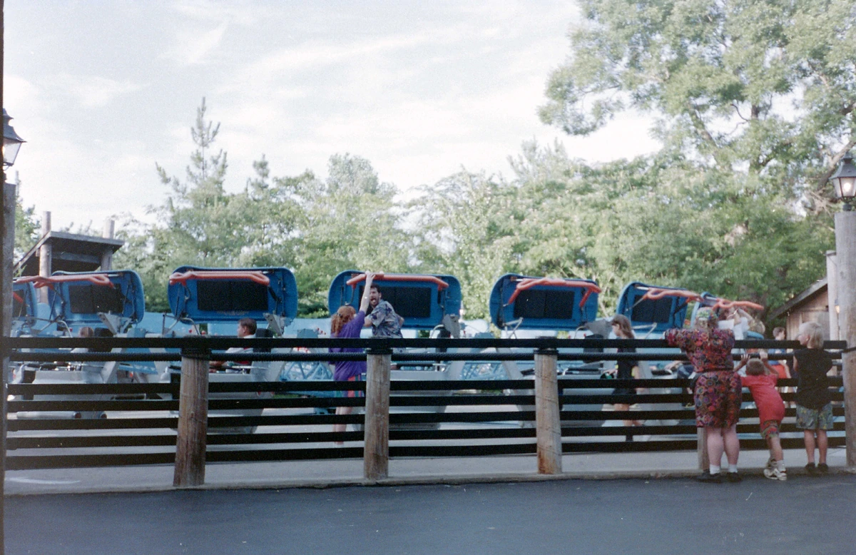 Spinnaker (Six Flags Over Texas) | Six Flags Wiki | Fandom