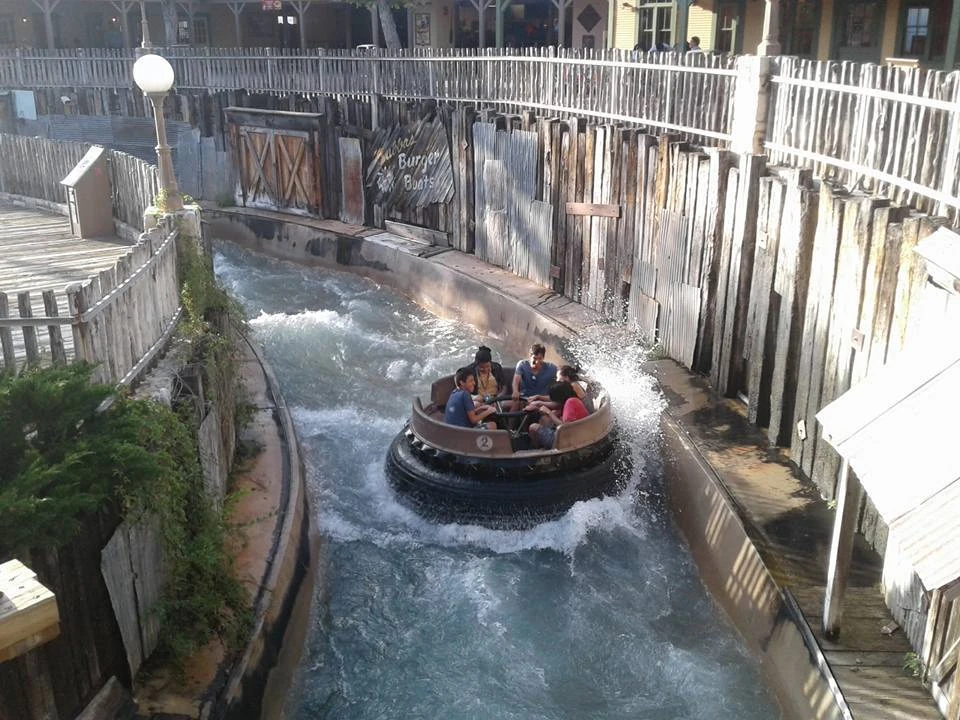 The Gully Washer | Six Flags Wiki | Fandom