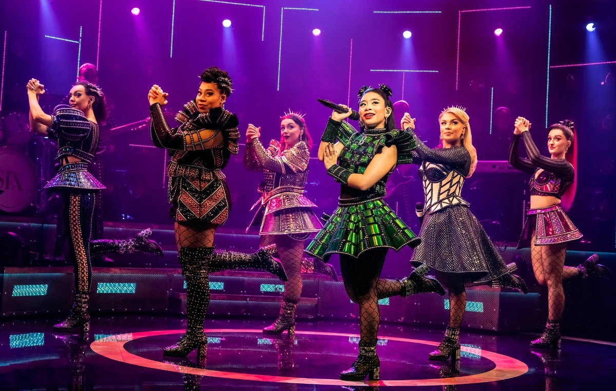 Yna Tresvalles/Gallery | Six the Musical Wiki | Fandom