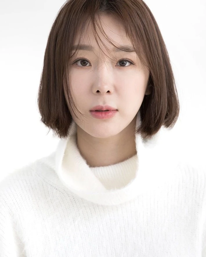 Ji-hye Lee | Six the Musical Wiki | Fandom