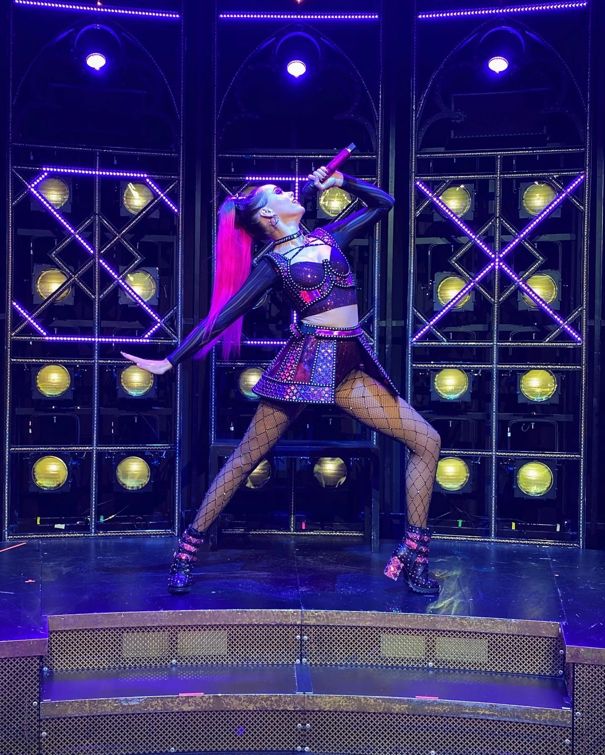 Caitlyn De Kuyper/Gallery | Six the Musical Wiki | Fandom