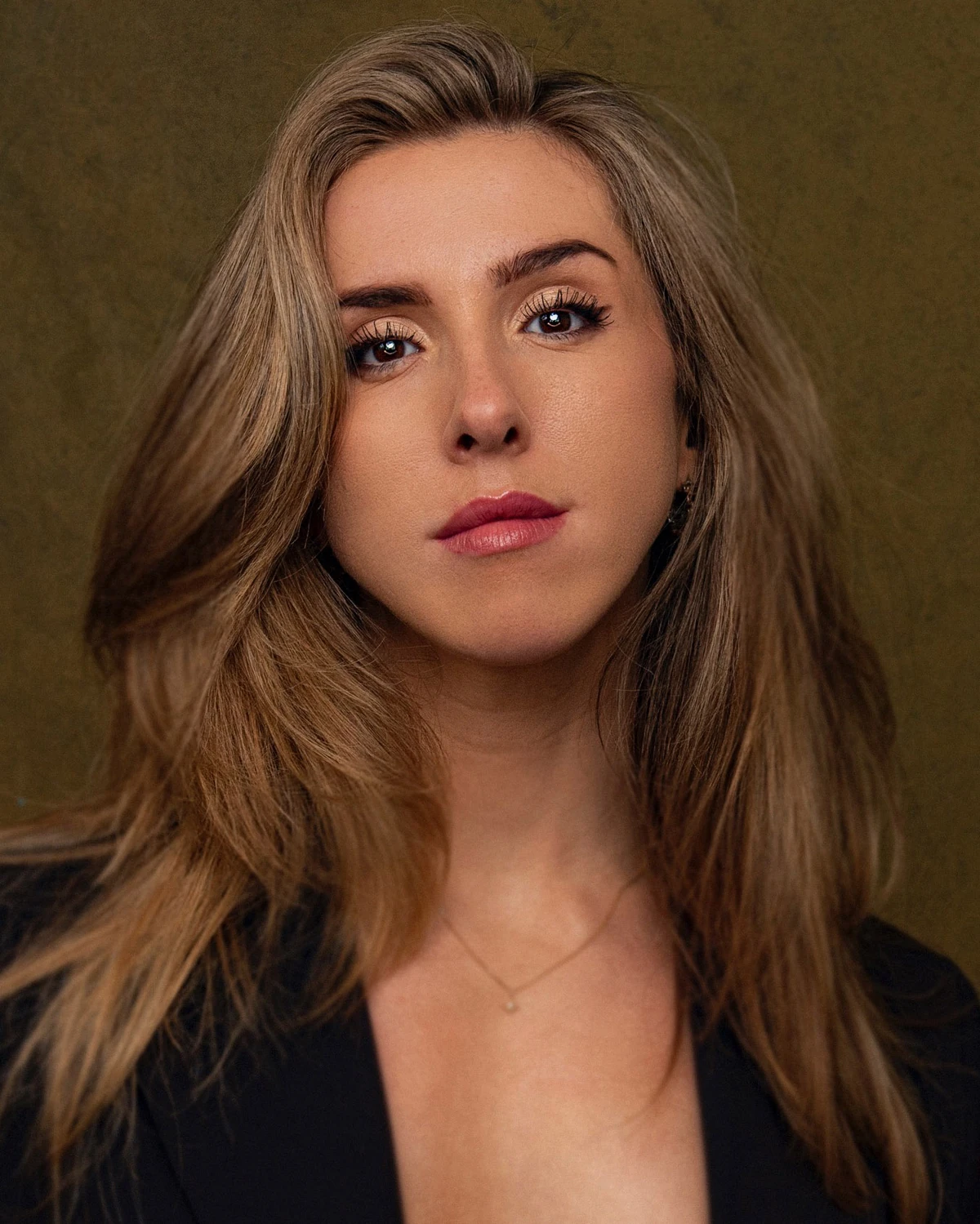 Lauren Drew | Six the Musical Wiki | Fandom