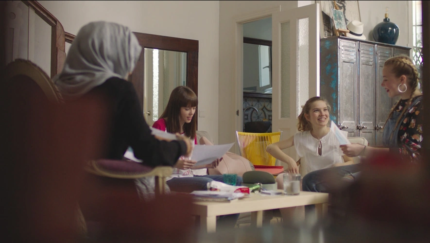 Season 1, Episode 1 | Skam España Wiki | Fandom