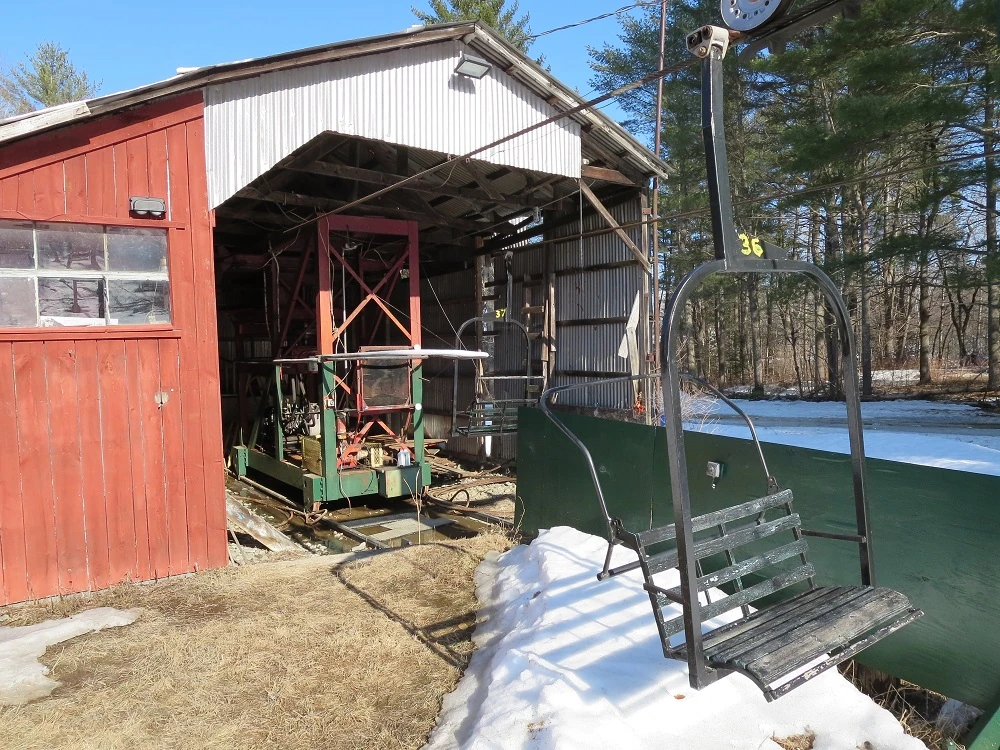 Double Chairlift (Eaton Mountain) | Ski Lifts Encyclopedia Wiki | Fandom