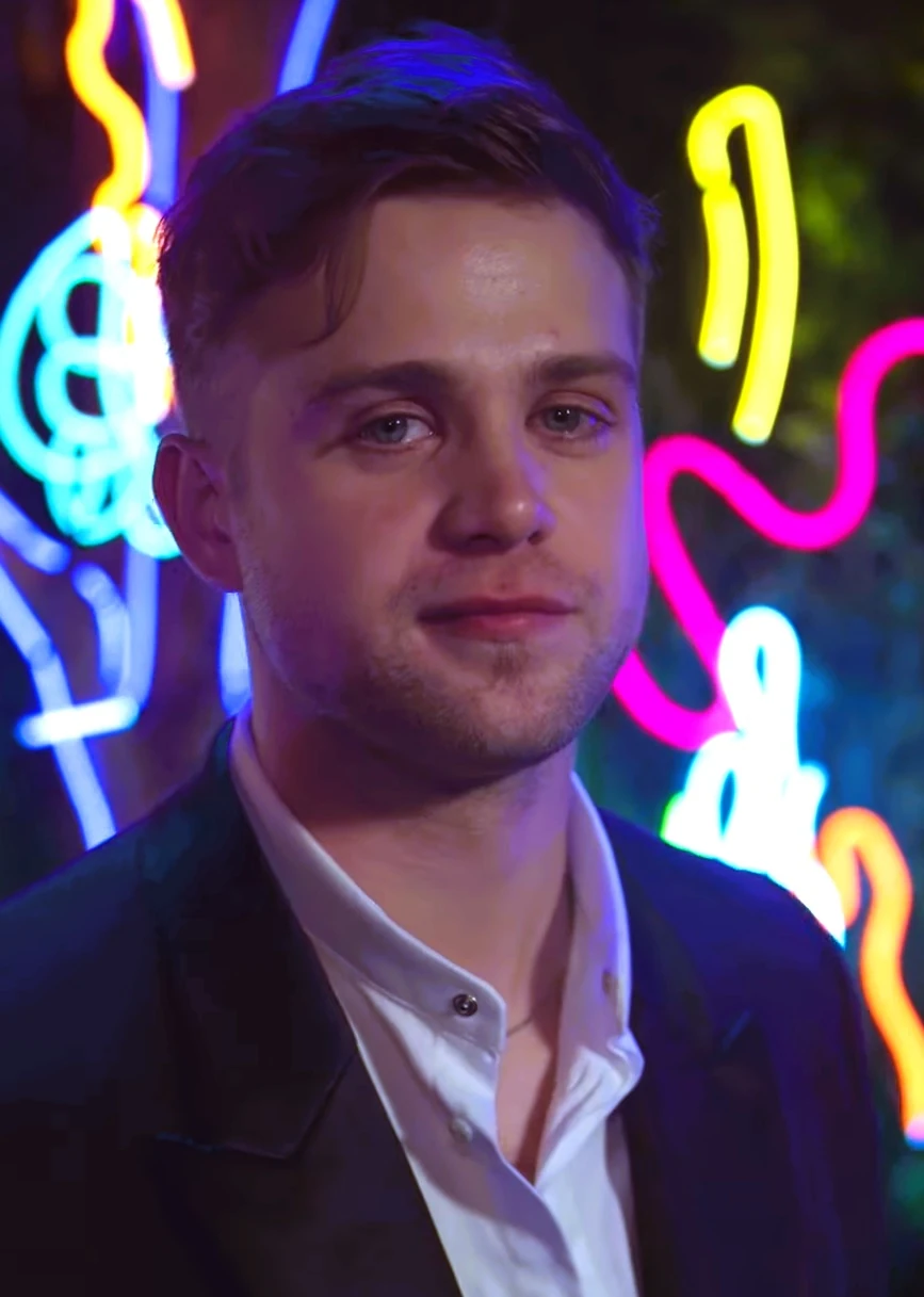 Leo Woodall | Sky Studios Elstree Wiki | Fandom