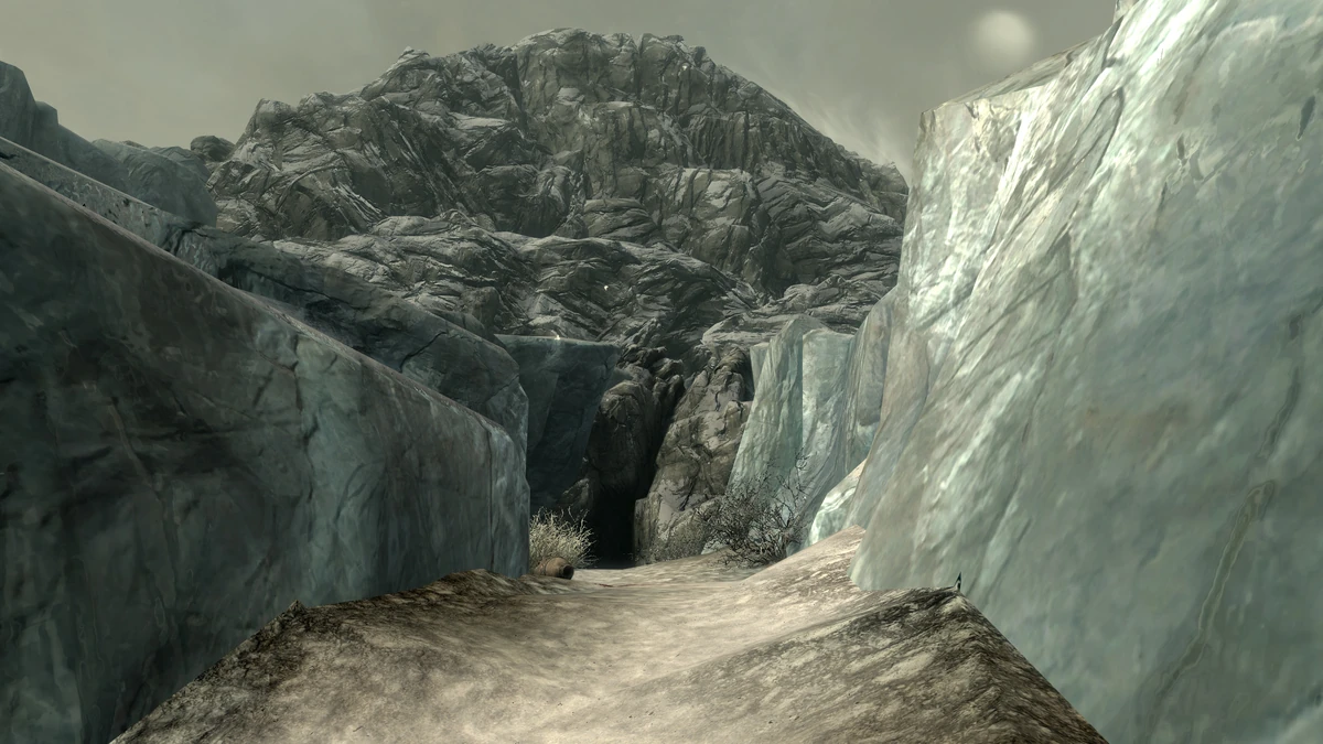 Hob's Fall Cave - Skyrim Wiki
