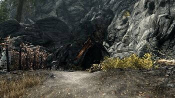 Snapleg Cave - Skyrim Wiki