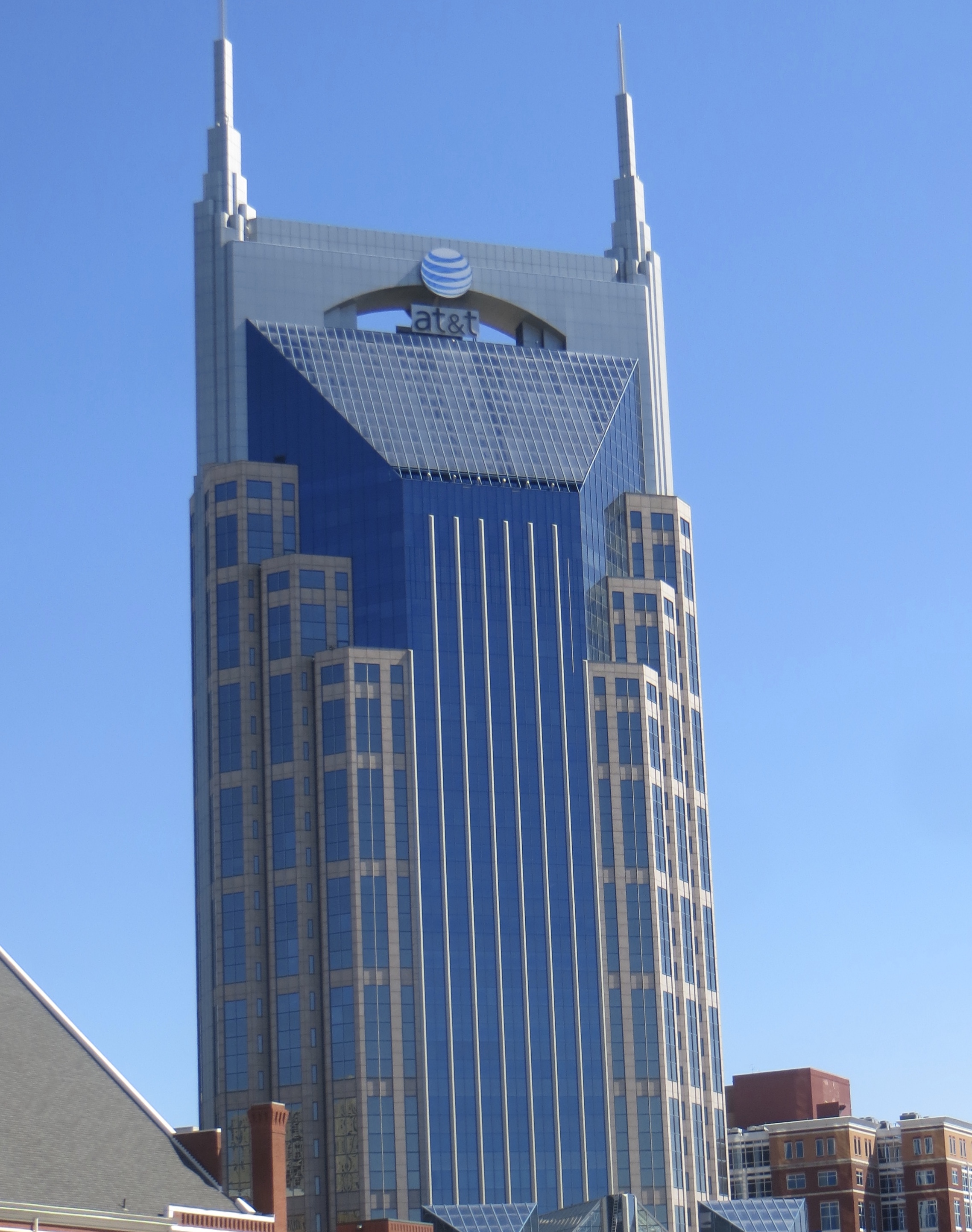 Nashville's Batman Building Celebrates 20 Years, 46% OFF