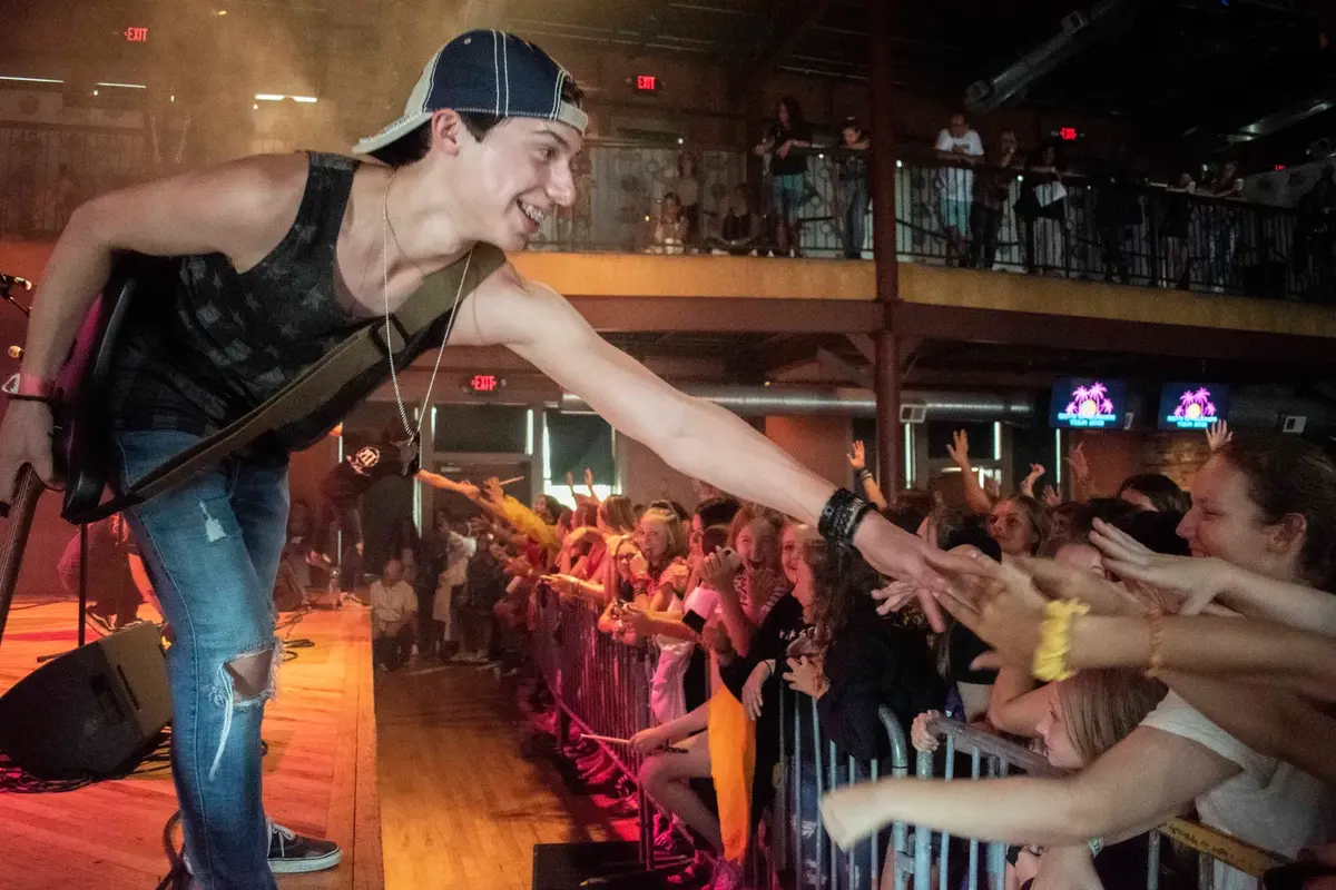 Adam | SM6 Band Wiki | Fandom