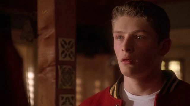 Clark Kent (Apocalypse) - SirJeffCena | Smallville Fanon Wiki | Fandom