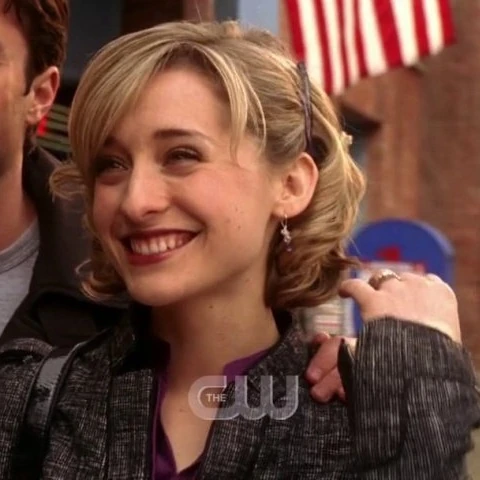 Chloe Sullivan (Apocalypse) - SirJeffCena | Smallville Fanon Wiki | Fandom