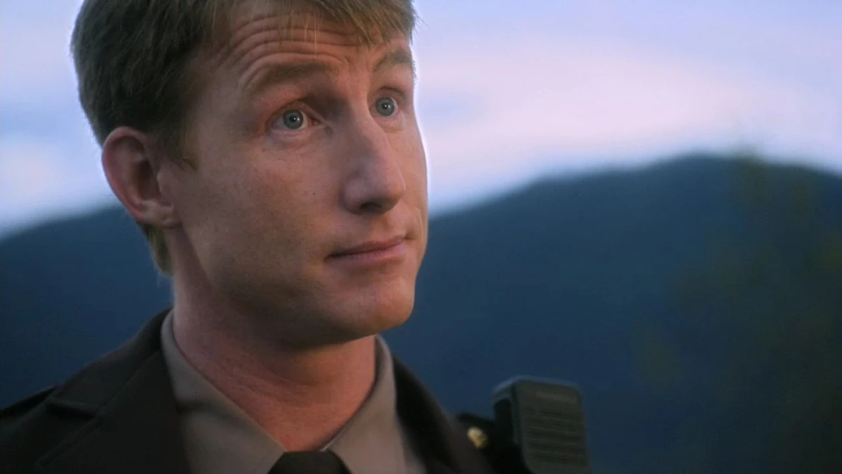 Sandy Robson | Smallville Wiki | Fandom