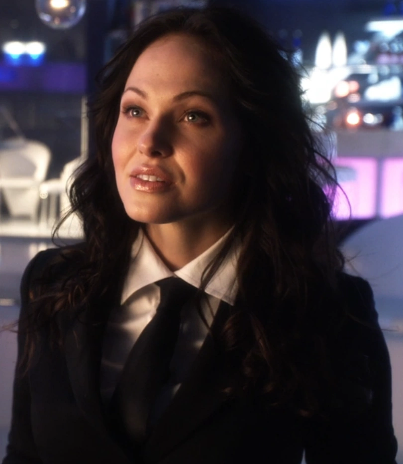 Paula Elle | Smallville Wiki | Fandom