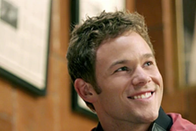 Aaron Ashmore Piccoloville Aaron Ashmore | Smallville Wikia | Fandom