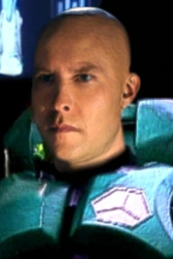 Tom Welling Buzz Cut