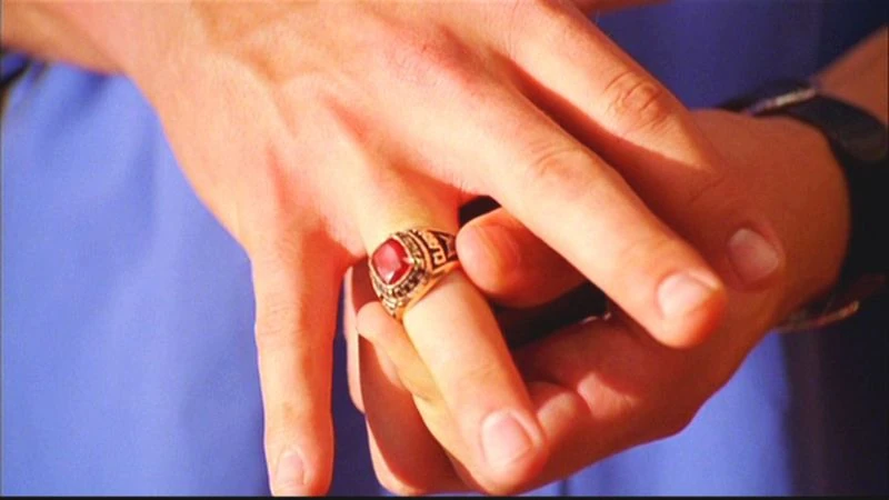 Red Kryptonite class ring | Smallville Wiki | Fandom
