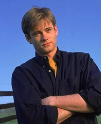 Whitney Fordman/Gallery | Smallville Wiki | Fandom