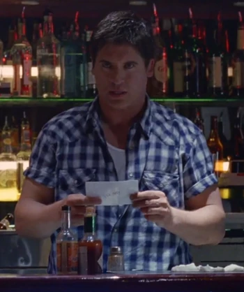 Bartender (Red) | Smallville Wiki | Fandom