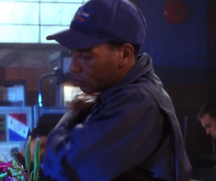 Courier (Reckoning) | Smallville Wiki | Fandom