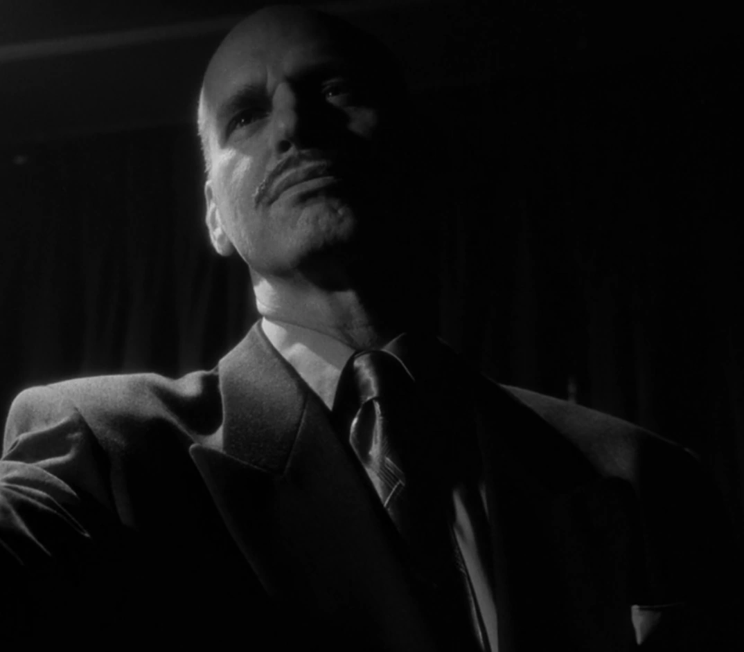Bouncer (Noir) | Smallville Wiki | Fandom