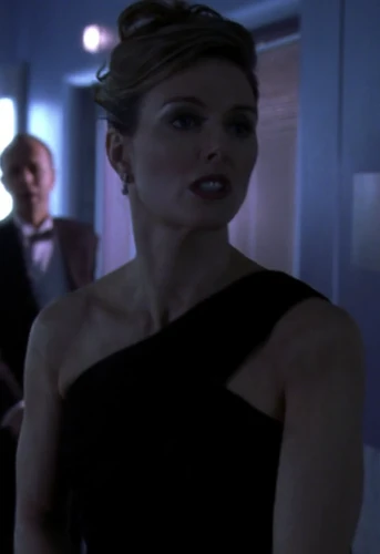 Anaya Farrell | Smallville Wiki | Fandom