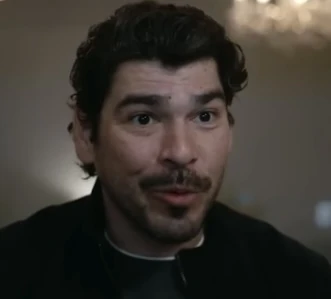 Darius Bravo | Smile Wiki | Fandom