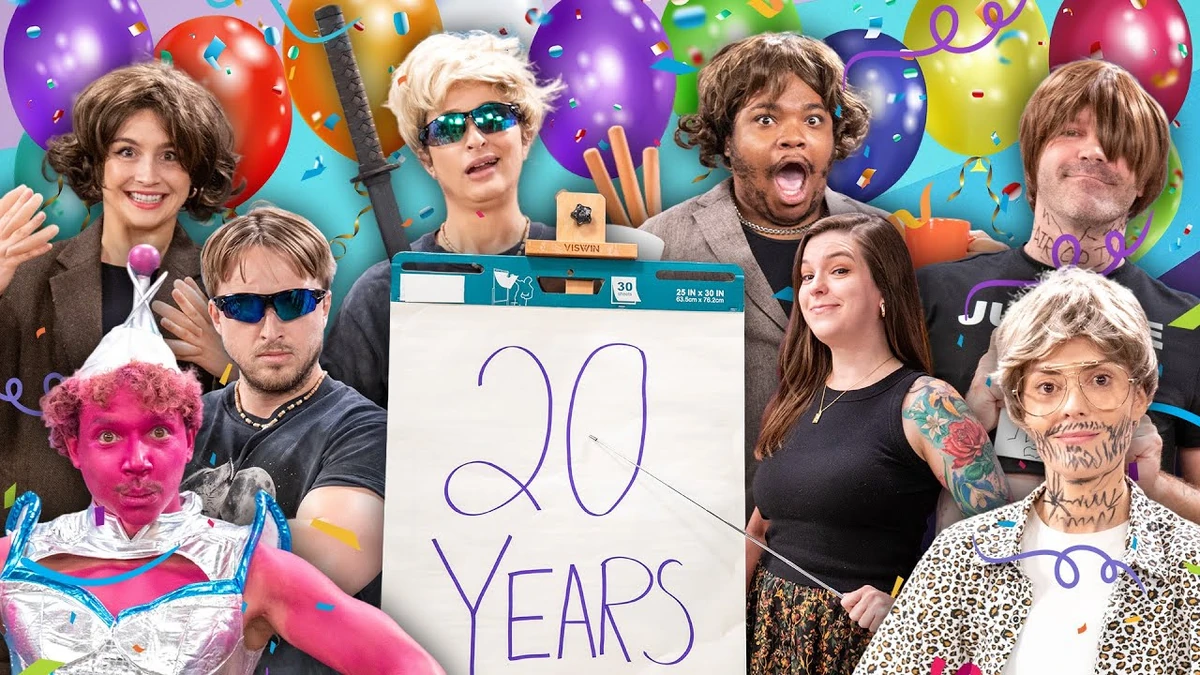 Try Not To Laugh Challenge - Smosh 20th Anniversary Crew Gauntlet ...