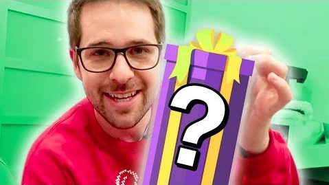 SMOSH FAMILY SECRET SANTA | Smosh Wiki | Fandom