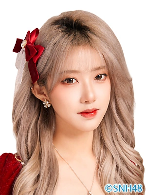 Lu XinYi | SNH48 Wiki | Fandom