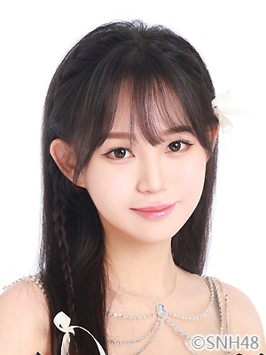 Gallery:Liang HuaiFang | SNH48 Wiki | Fandom