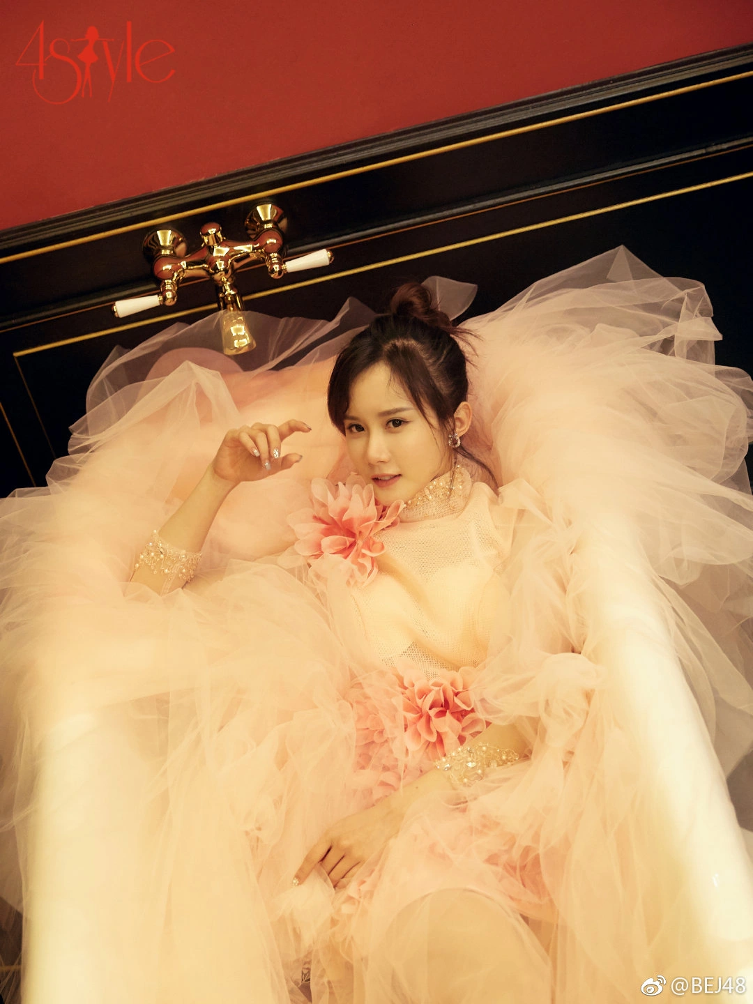 Gallery:Duan YiXuan/Pictorials | SNH48 Wiki | Fandom