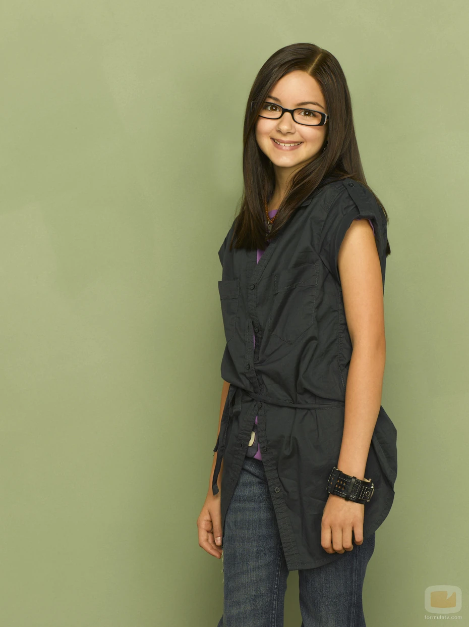 Raven Charlotte | SnitchSeekerRPG Wiki | Fandom