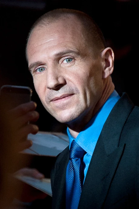 Ralph Fiennes on screen and stage | Snodderly/M. Smiff Universe Wiki ...