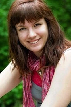 Sara Raasch | Snow Like Ashes Wiki | Fandom